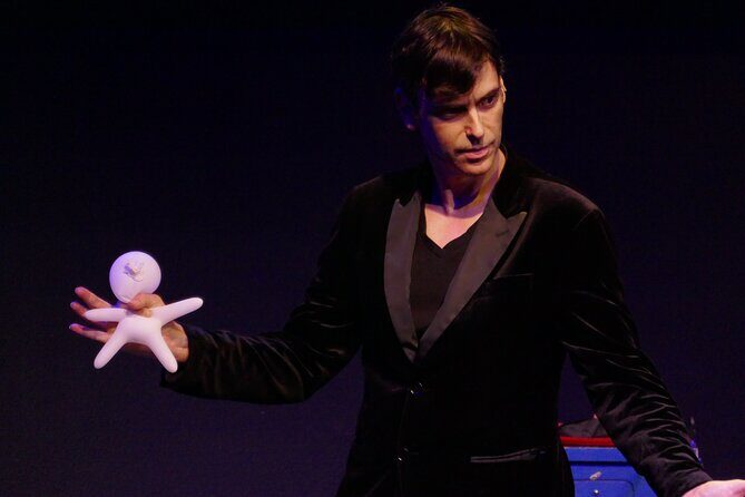LIOZ - COMEDY MAGIC PARODY at Planet Hollywood Resort and Casino - FAQs
