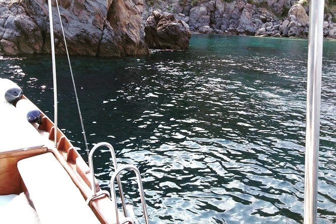 Lipari and Vulcano Private Boat Tour (7 Hours) - Operating Hours