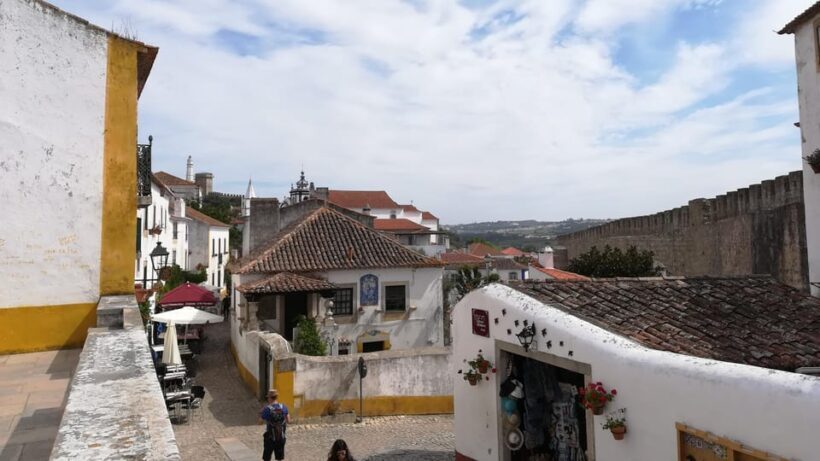 Lisboa: One-way to Porto, stops in Obidos, Nazare and Aveiro - Who Will Love This Tour?