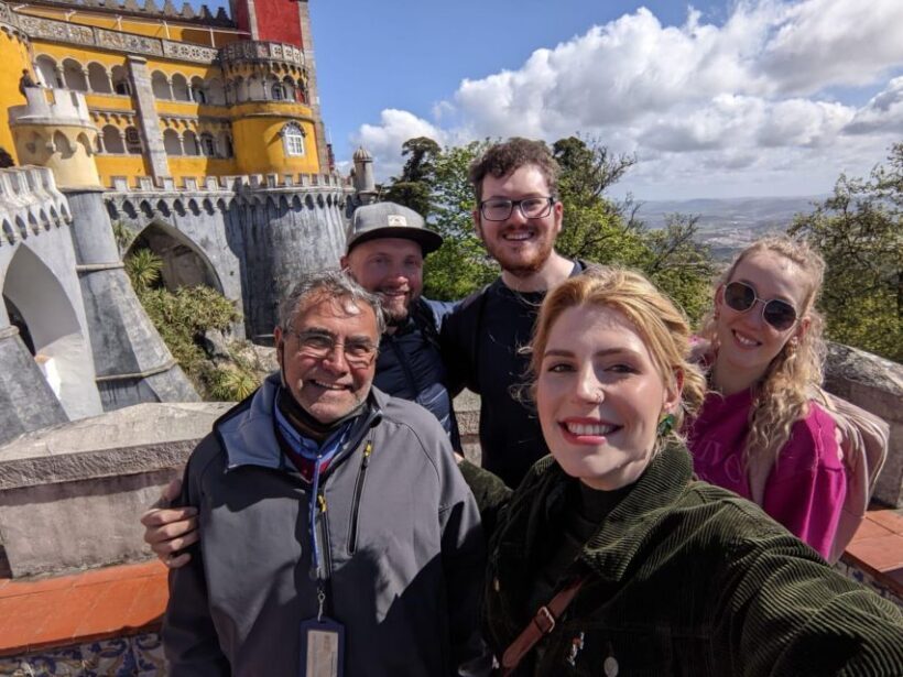 Lisboa: Sintra, Pena Palace, Cascais and Cabo da Roca - Discovering Sintra & Coastal Portugal: A Full-Day Adventure from Lisbon