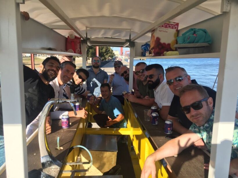 Lisbon: 1-Hour Beer or Sangria Bike Sightseeing Tour - Key Points
