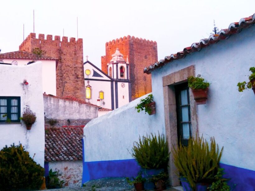 Lisbon: 1-Way Porto Transfer w/Obidos, Nazare & Fatima Stops - FAQs