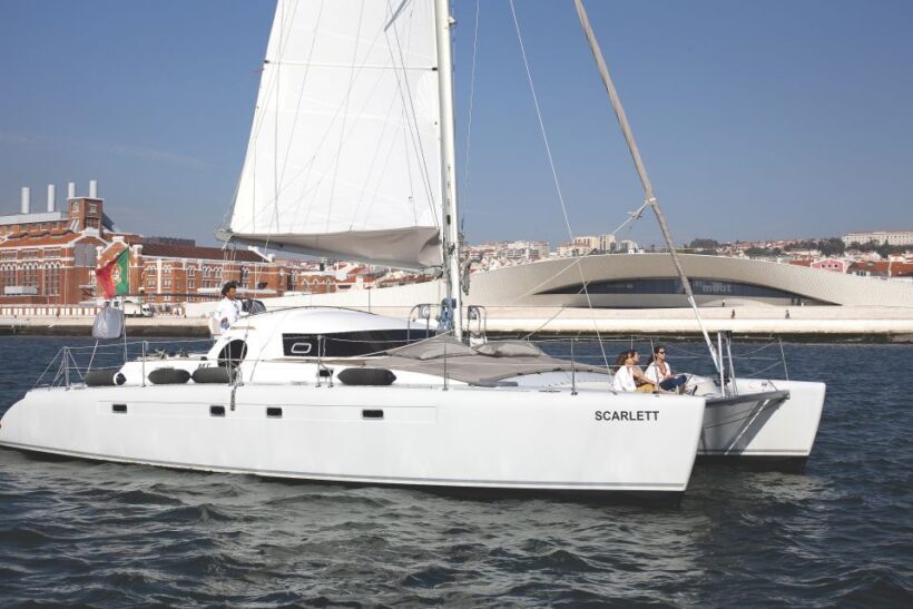 Lisbon 1H Private Tour by SAILBOAT / SAIL or POWER CATAMARAN - Who Will Love This Tour?