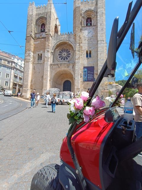 Lisbon: 2.5 hours Tuk Tuk tour in Old town and Centre - A Practical Look at the Lisbon Tuk Tuk Experience