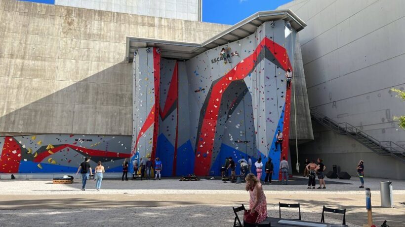 Lisbon: 25 de Abril Bridge Guided Climbing Experience - FAQs