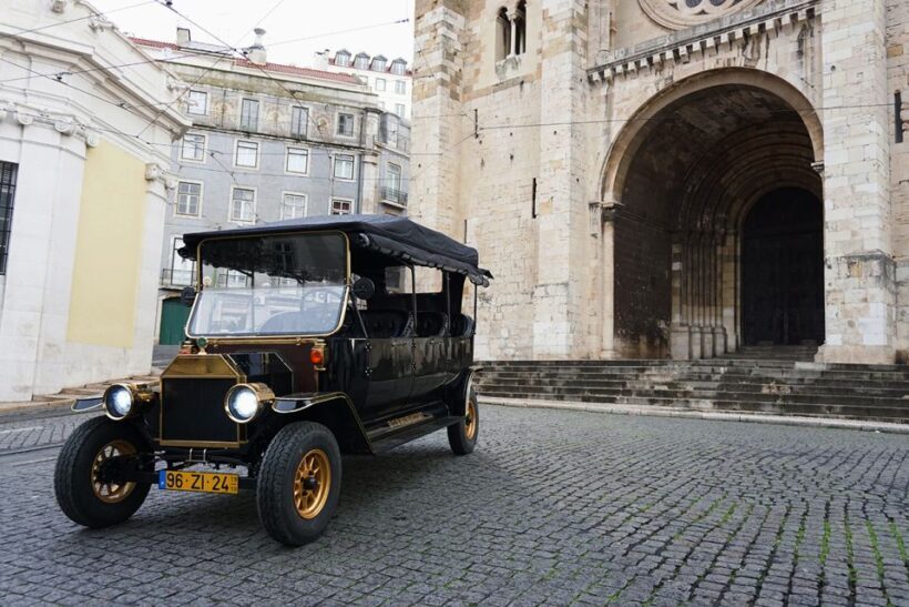 Lisbon: 3-Hour Street Art Tuk Tuk Tour - FAQs