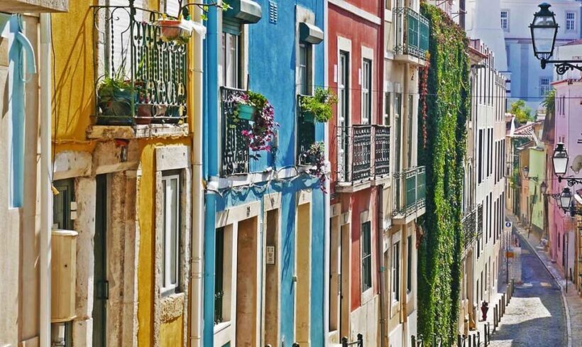 Lisbon: 3 Hours Sightseeing Tour by Eletric Car - The Sum Up