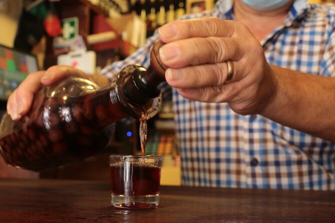 Lisbon 4 Foodies Tour - From Street Food to Awarded Chefs' Portuguese Delicacies - Cultural Immersion