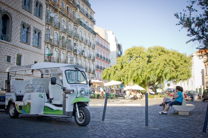 Lisbon: 5-Hour All Inclusive Tour on a Exclusive Tuk Tour - Exploring Major Landmarks