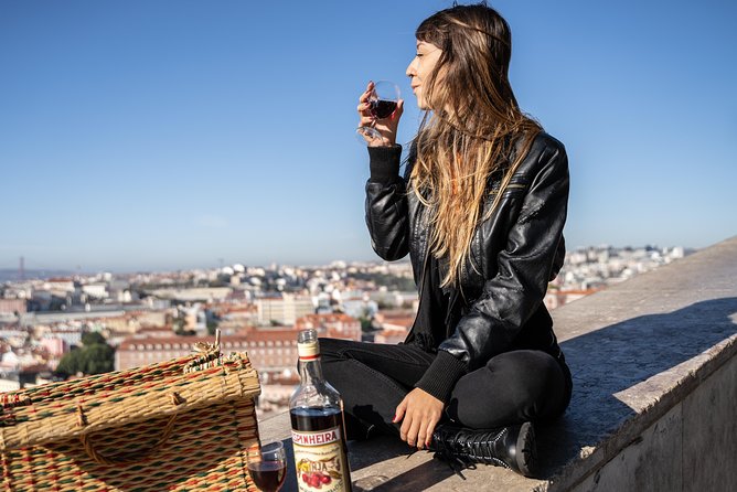 Lisbon: 5-Hour All Inclusive Tour on a Exclusive Tuk Tour - Important Restrictions and Considerations