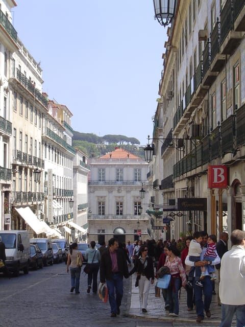 Lisbon: 7 hills Tuk Tuk pivate Tour with Local Guide - What It’s Like to Experience the Tour