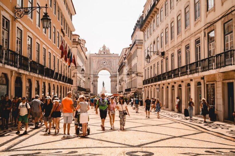 Lisbon: Alfama Guided Walking Tour - Key Points