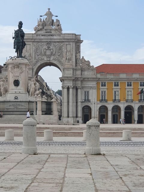Lisbon: Alfama Old Town Tuk Tuk Tour - The Experience in Detail
