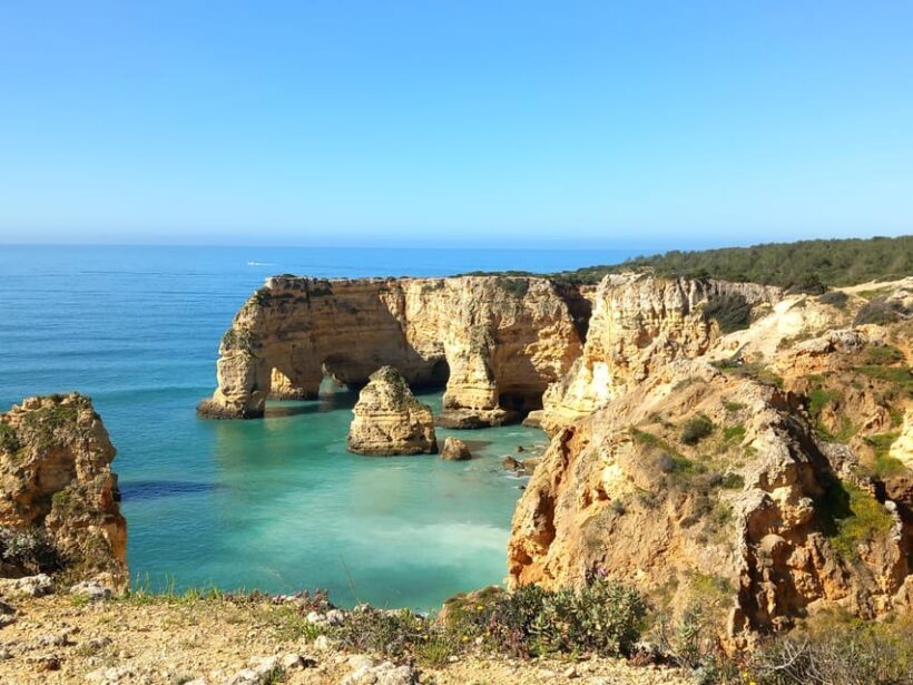 Lisbon: Algarve Coast Tour Including Boat Trip to Caves - Key Points