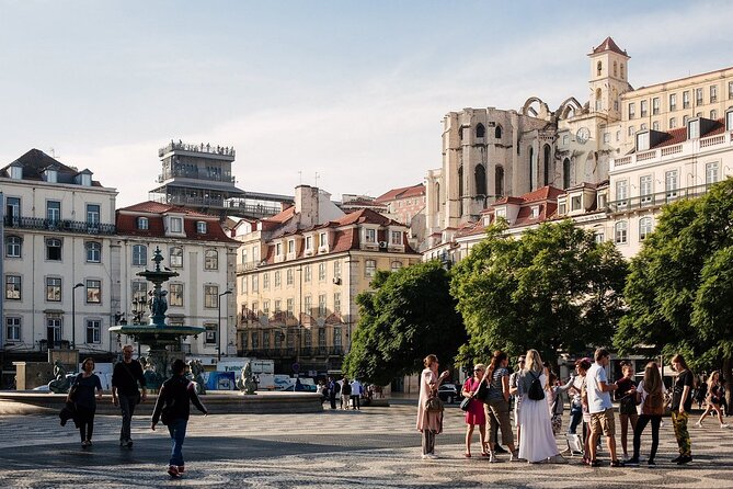 Lisbon at Your Own Pace- Private Guided Historical Tour in Lisbon - Discover the Enchanting Neighborhoods of Lisbon