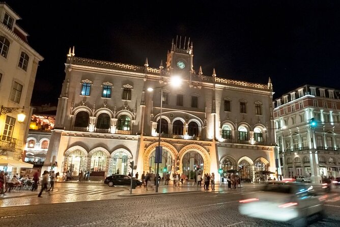 Lisbon: Authentic Fado Show, Dinner and Night Tour - Savoring the Portuguese Cuisine