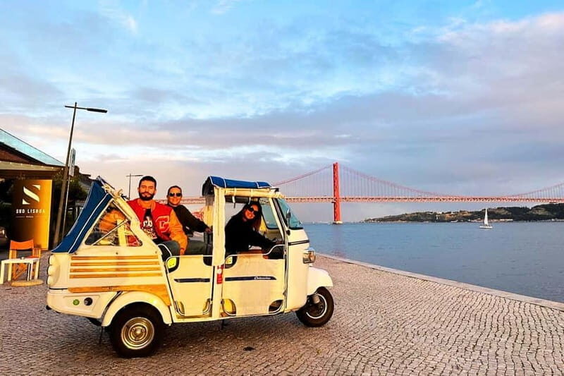 Lisbon: Belém Tuk Tuk Tour with Pastéis de Belém - Exploring Lisbon’s Belém District by Tuk Tuk