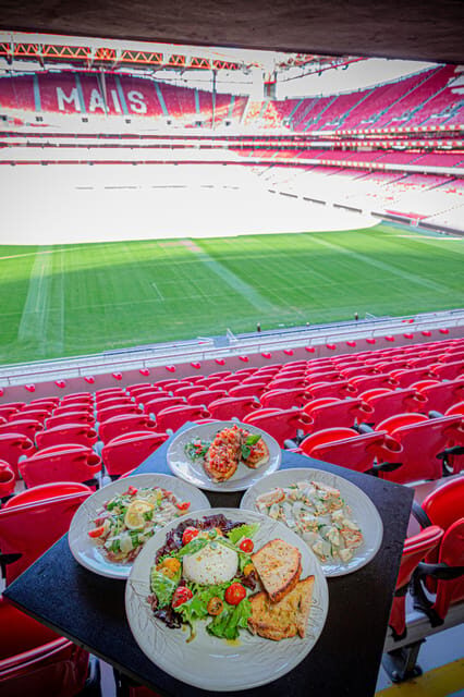 Lisbon: Benfica Stadium and Museum Tour with Lunch Voucher - Key Points