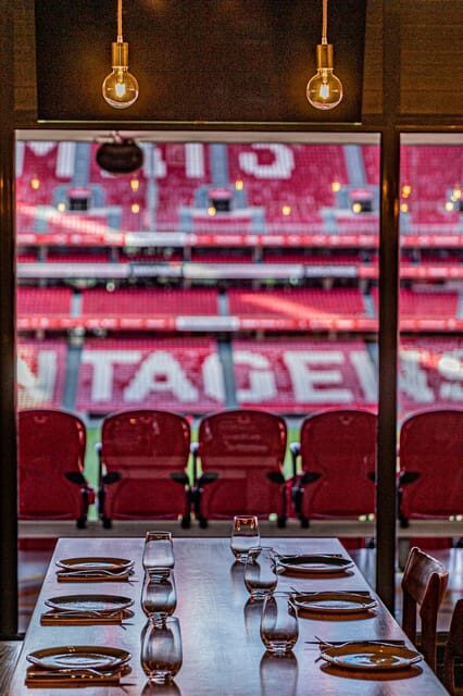 Lisbon: Benfica Stadium and Museum Tour with Lunch Voucher - Exploring the Benfica Experience in Detail