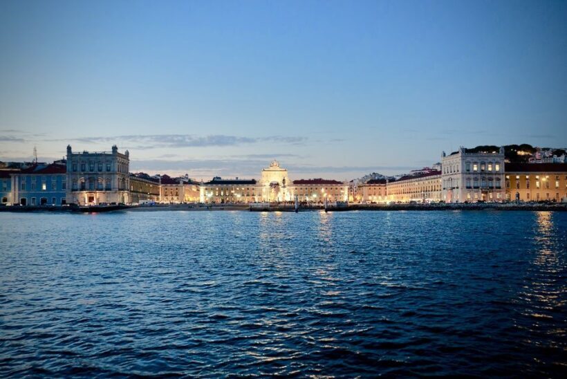 Lisbon: Boat Cruise with Live Fado Performance and a Drink - FAQ