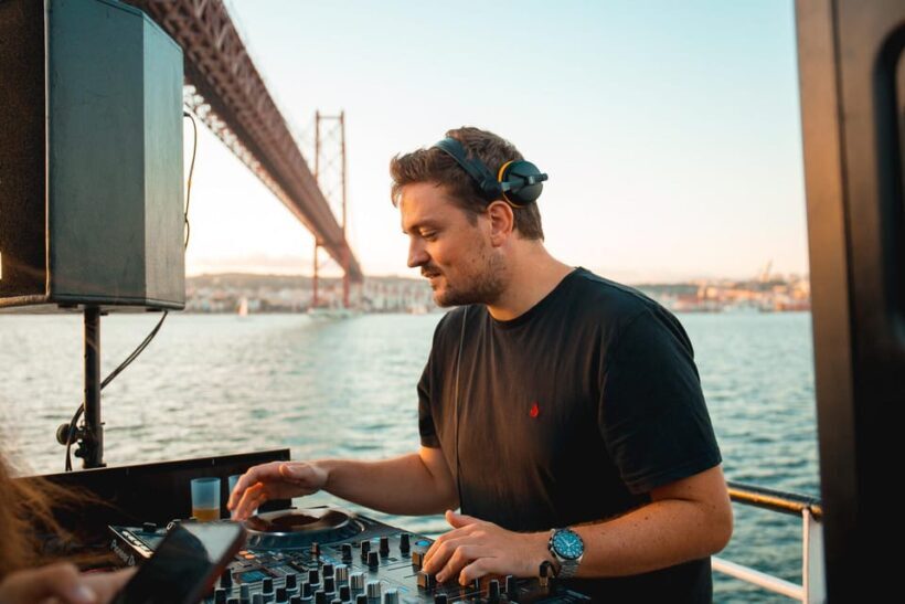 Lisbon Boat Party - Live DJ & Afterparty with VIP Club entry - An In-Depth Look at the Lisbon Boat Party