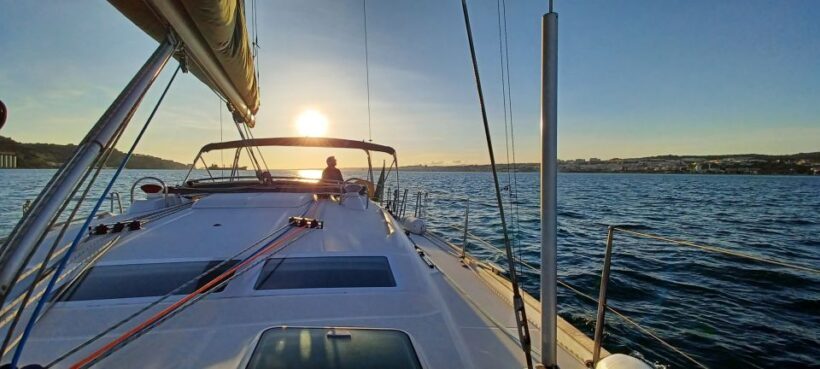 Lisbon: Boat Tour - the most Comfortable Sailboat - Accessibility and Practical Details