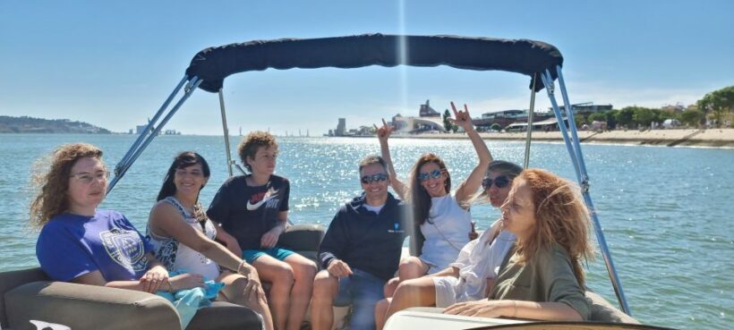 Lisbon: Boat Tour with Champagne - FAQ