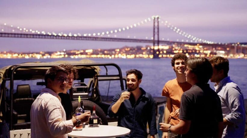 LISBON BY NIGHT in a Vintage Jeep with FOOD & DRINK Tastings - An Authentic and Stylish Way to Explore Lisbon at Night