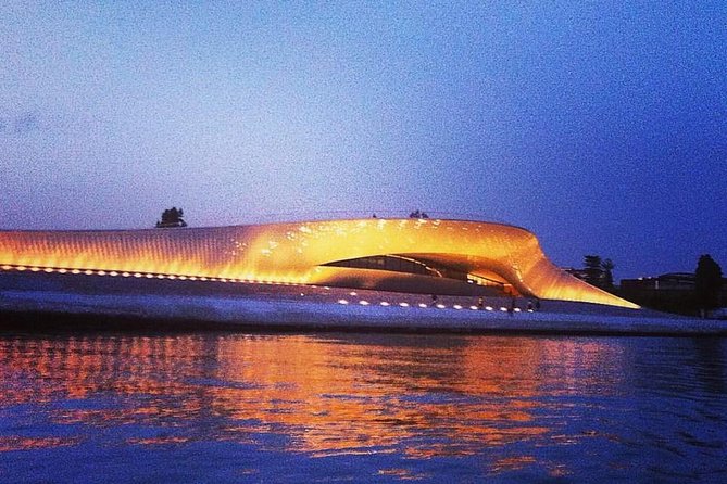 Lisbon by Night Sailing Tour with White or Rosé Wine & Light Snacks - The Experience Onboard