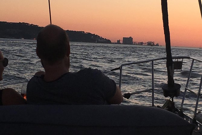 Lisbon by Night Sailing Tour with White or Rosé Wine & Light Snacks - FAQ