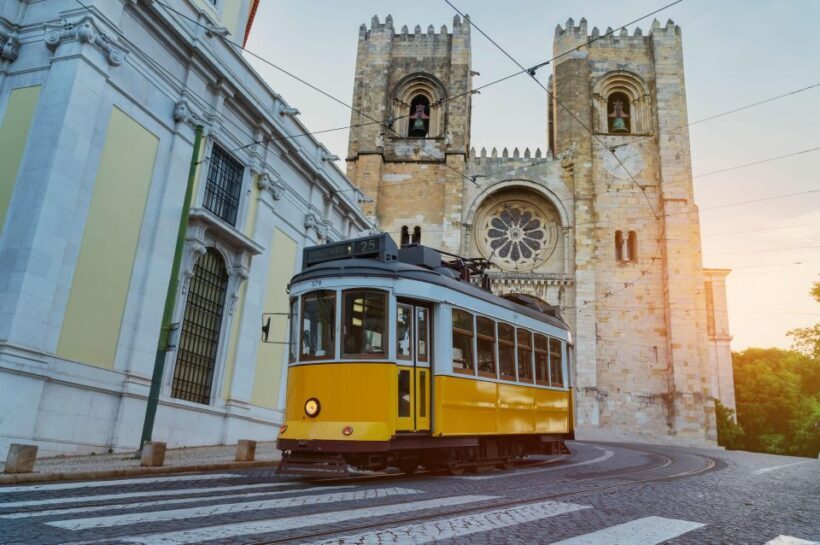 Lisbon: Capture the most Photogenic Spots with a Local - Lisbon: Capture the most Photogenic Spots with a Local