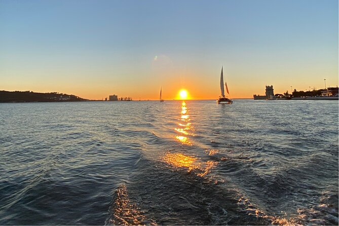 Lisbon: Catamaran Luxury Sunset and Wine Tour - Immersive Wine Tasting