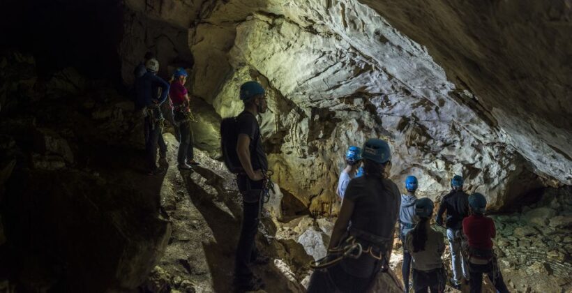 Lisbon: Caving in Arrábida Natural Park, Setubal, Sesimbra - Key Points