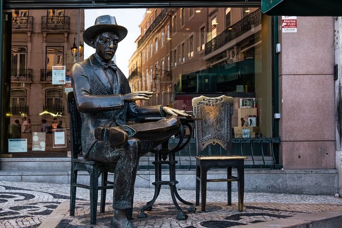 Lisbon (Chiado-Baixa) Scavenger Hunt and Sights Self-Guided Tour - Discovering Hidden Gems