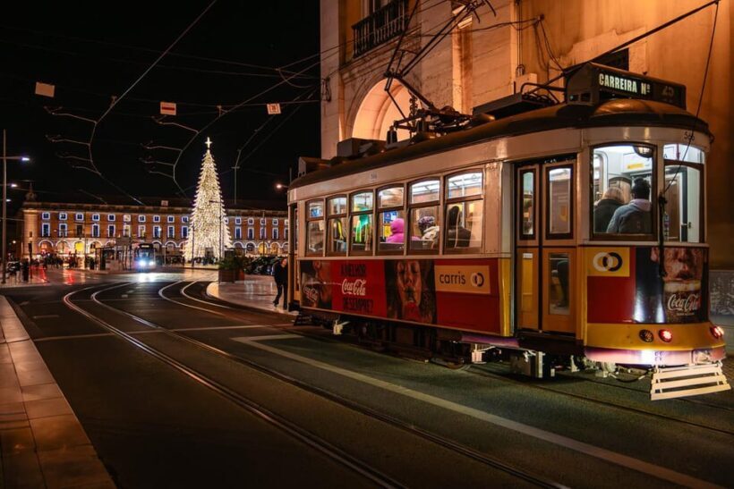 Lisbon: Christmas Flexible Walking Tour - FAQ