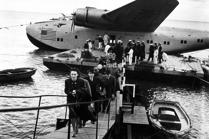 Lisbon City of Spies Tour - Expert Guides and Engaging Storytelling