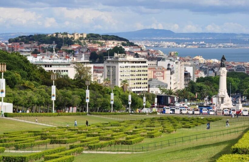 Lisbon City Tour: All Must-See Attractions with Expert Guide - Authentic Experiences & Authenticity