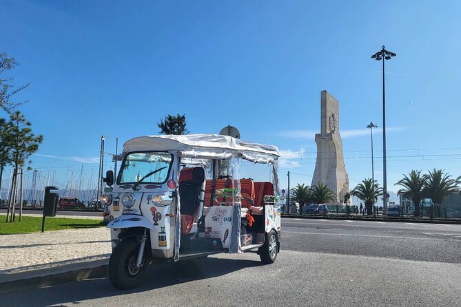 Lisbon Complete Tour! Eco TukTuk Private Guided - Customizing Your Experience