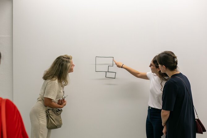 Lisbon Contemporary Art Gallery Tour - Key Points