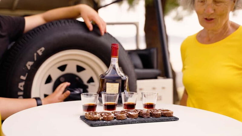 LISBON DAILY TOUR in a Vintage Jeep with FOOD&DRINK Tastings - An In-Depth Look at the Vintage Jeep Adventure