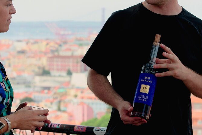 LISBON DAY TRIP in a Vintage Jeep With FOOD & DRINK Tastings - Tasting Authentic Portuguese Beverages