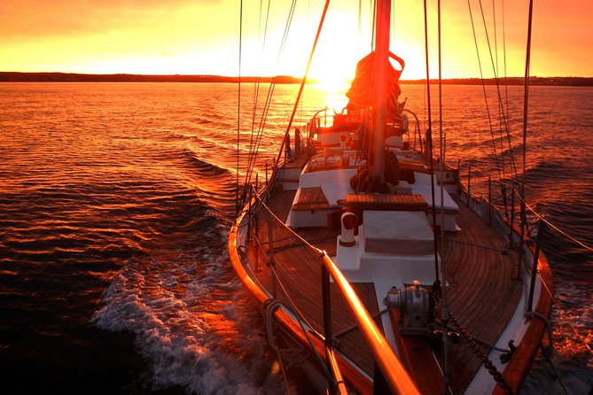 Lisbon - Daylight or Sunset on a Vintage Sailboat - Savor the Sunset and Refreshments