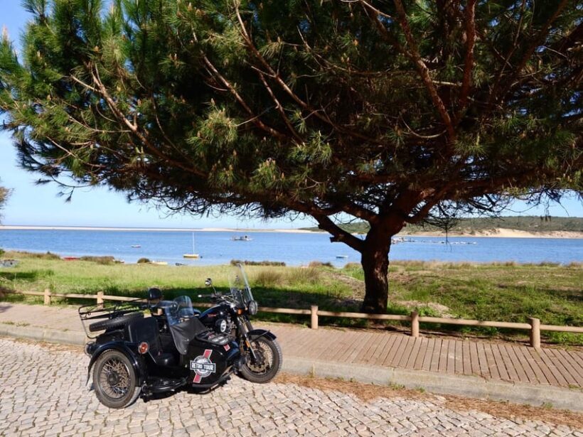 Lisbon : Discover Sesimbra Motorcycle side-car Tour - Who Should Consider This Tour?