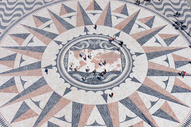 Lisbon Downtown & Alfama With a Guide Walking Tour - Accessibility and Requirements