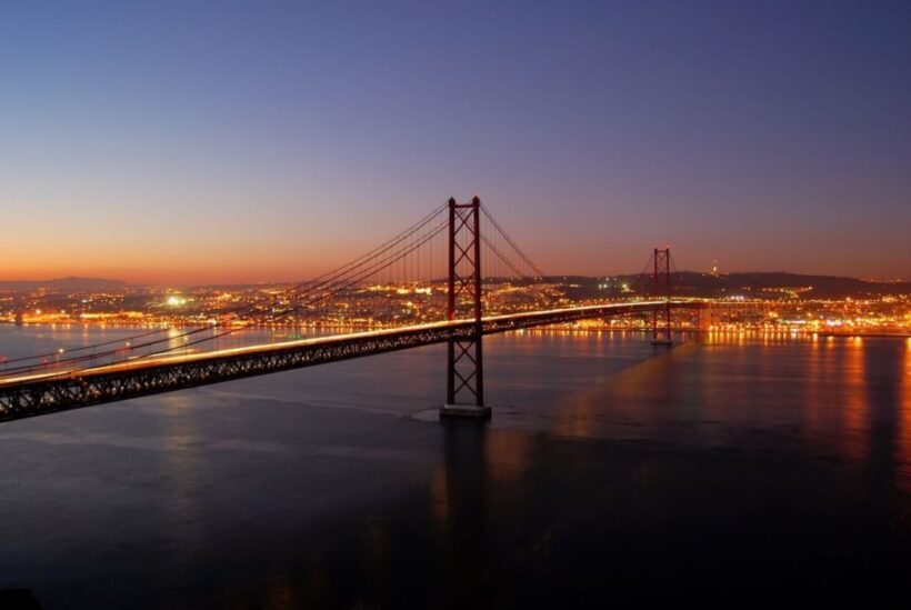 Lisbon: Evening City Tour with Dinner and Live Fado Show - Practical Details & Tips