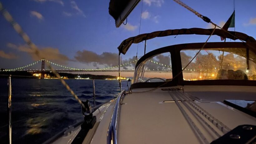 Lisbon: Exclusive Night Tour - FAQ