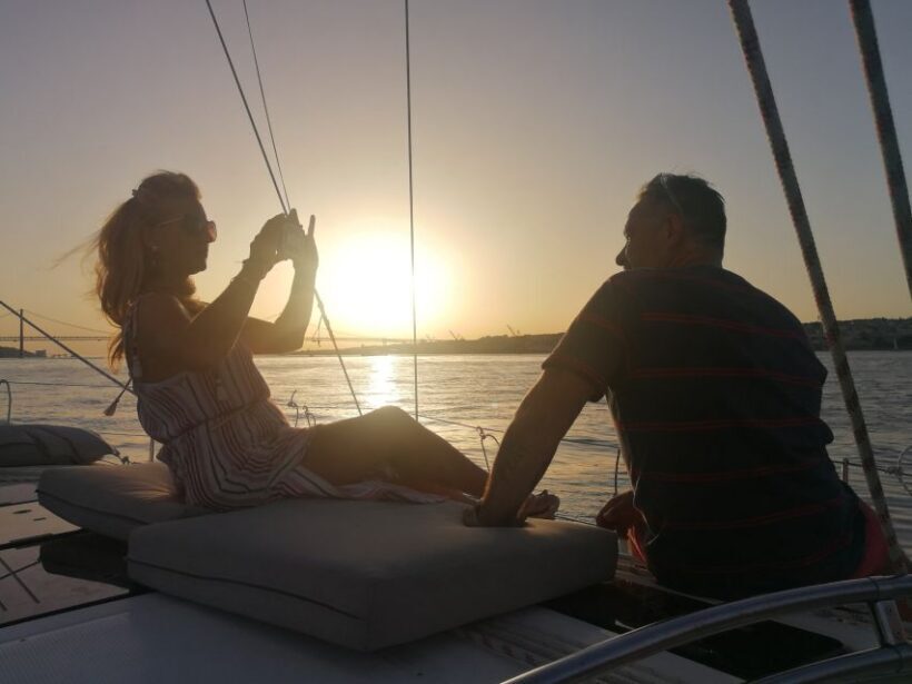 Lisbon Exclusive Private Boat Tour - daytime or sunset - The Experience of a Sunset vs. Daytime Cruise