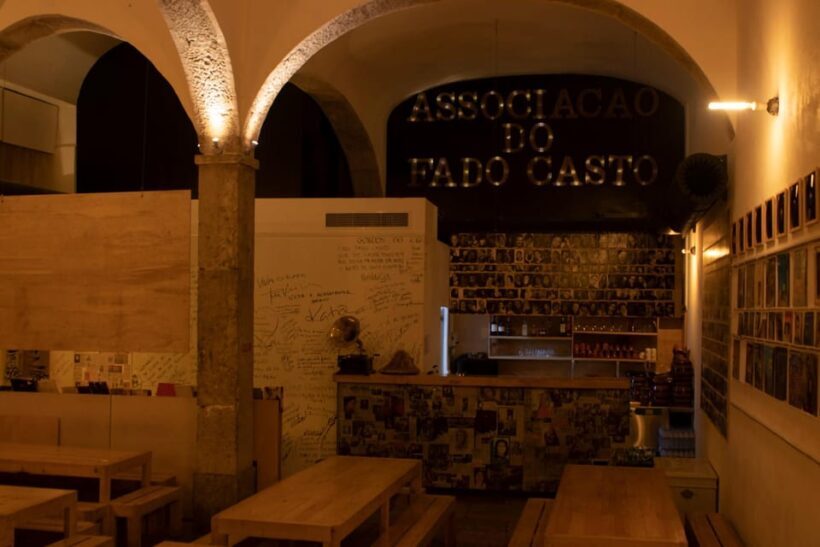 Lisbon: Fado Night with Dinner with Live Performance - The Sum Up