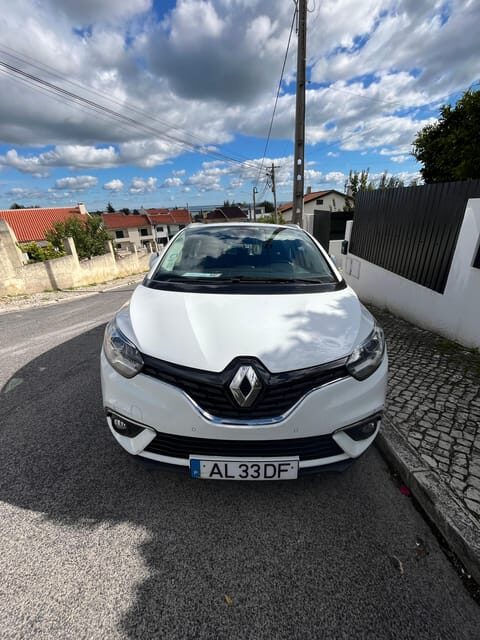 Lisbon: Fátima Day Tour with Private Car - Key Points