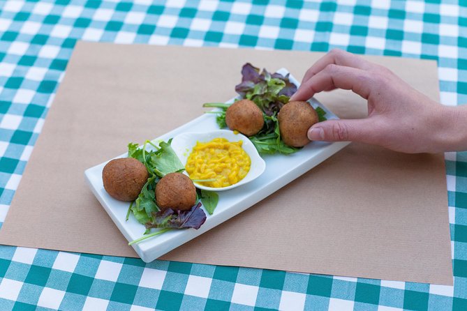 Lisbon Food & Local Drinks Evening Tour by Food Lover Tour - Tour Highlights and Inclusions